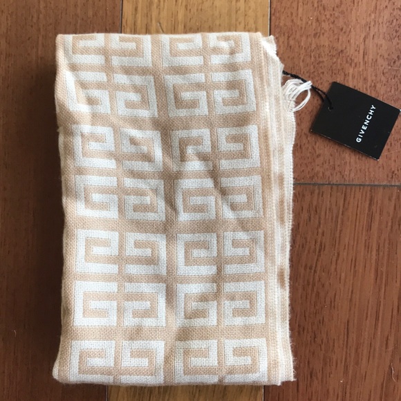 givenchy beige patterned scarf